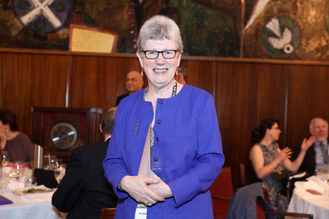 2019 Mitchell Humanitarian Award presented to Elizabeth Reid ...
